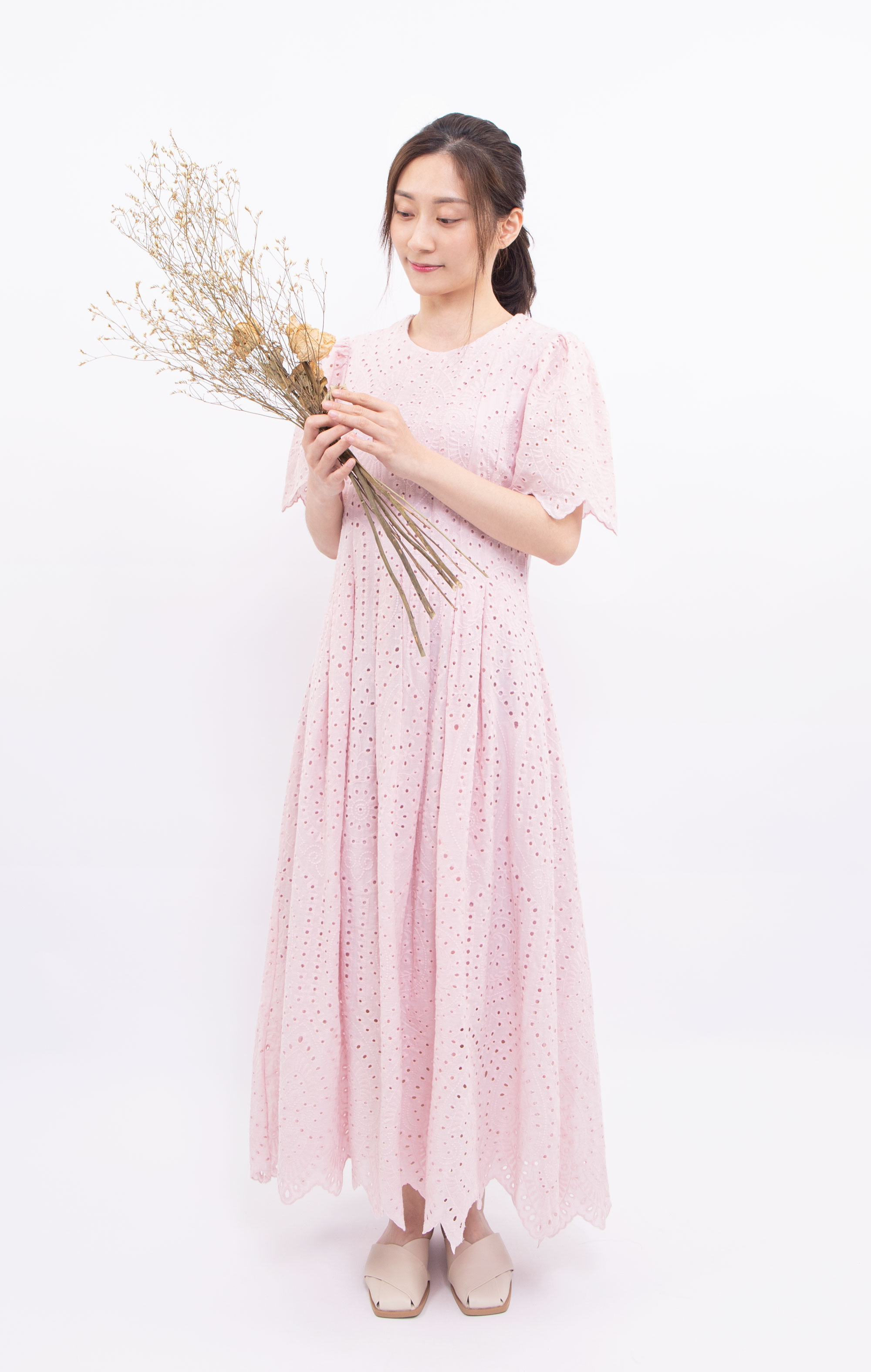 maple - 淨色通花布連身裙 - 872056